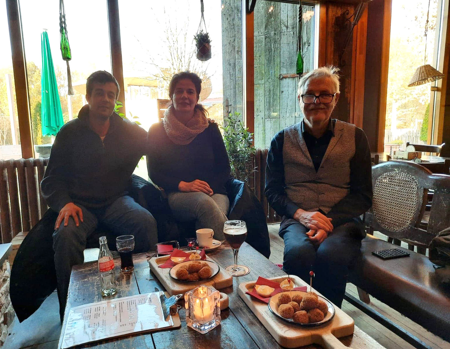 Kavien's famiy photos page